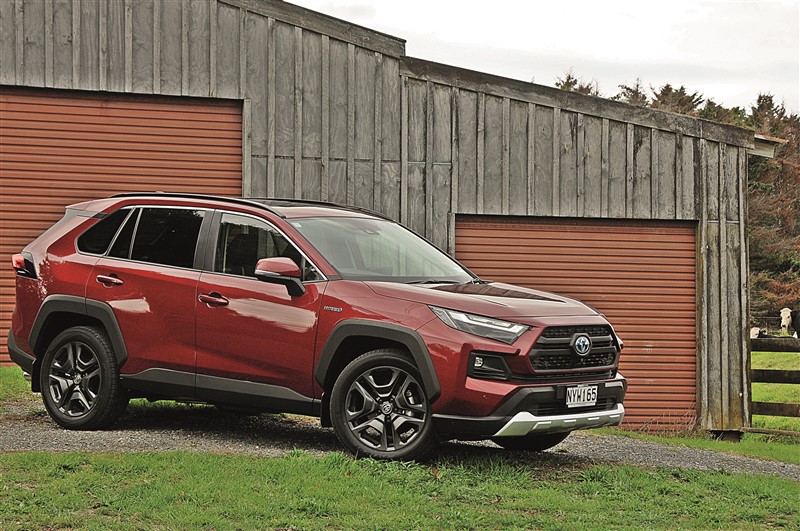 NZ4WD Medium 4WD SUV of the Year | NZ SUV